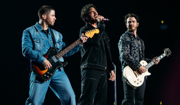 Tour | Official Website | Jonas Brothers