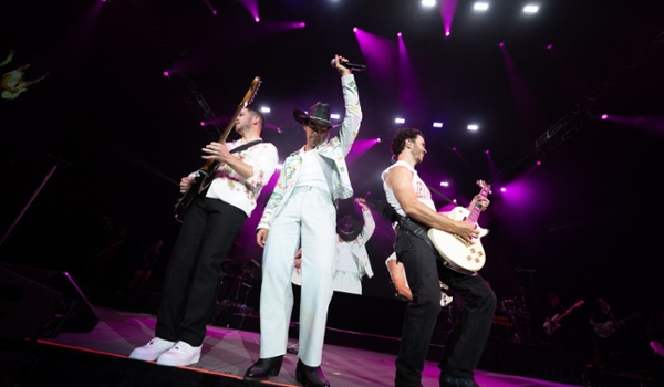 Media | THE TOUR | Official Website | Jonas Brothers