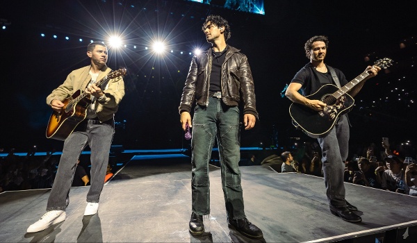 Media | THE TOUR | Official Website | Jonas Brothers